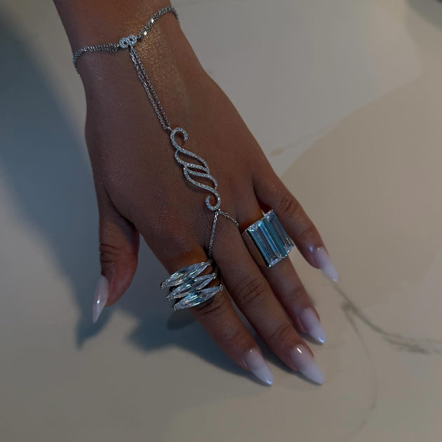 The Icy Swirl Hand Chain – BP
