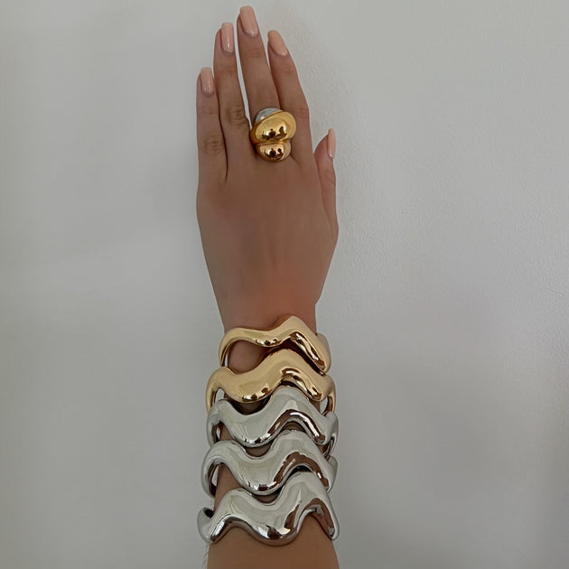 The Thick Wave Bangle – BP